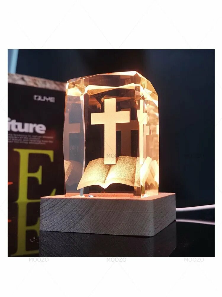 Хрустальный ночник с лазерной гравировкой креста и подсветкой Изящный светящийся декор с библейскими мотивами для дома