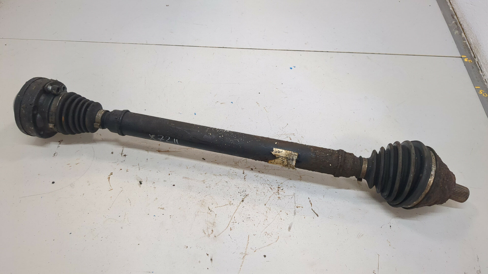 Полуось (вал, шрус) правая передняя Volkswagen Golf 5 Б/У