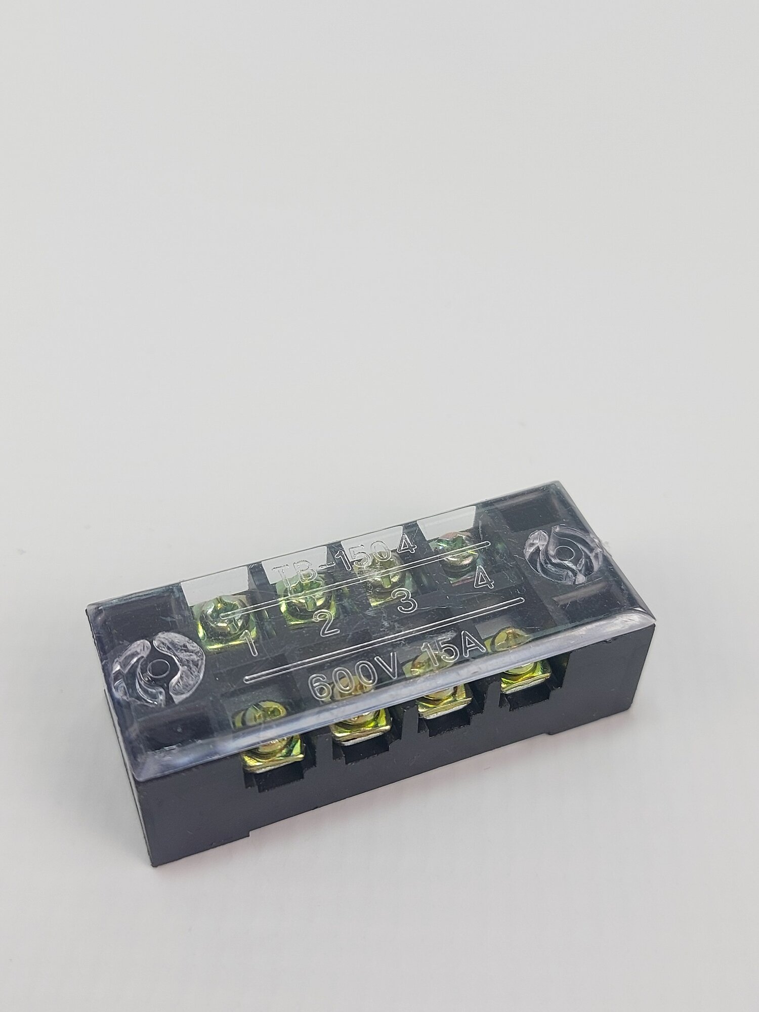 Клеммная колодка винтовая с крышкой TB-1504 600В/15А