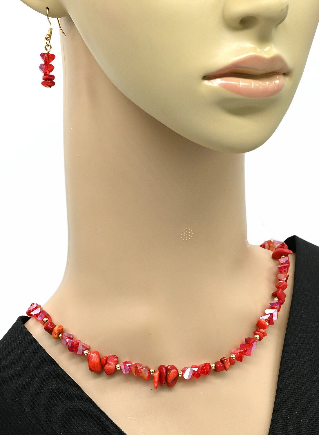 Бусы, коралл