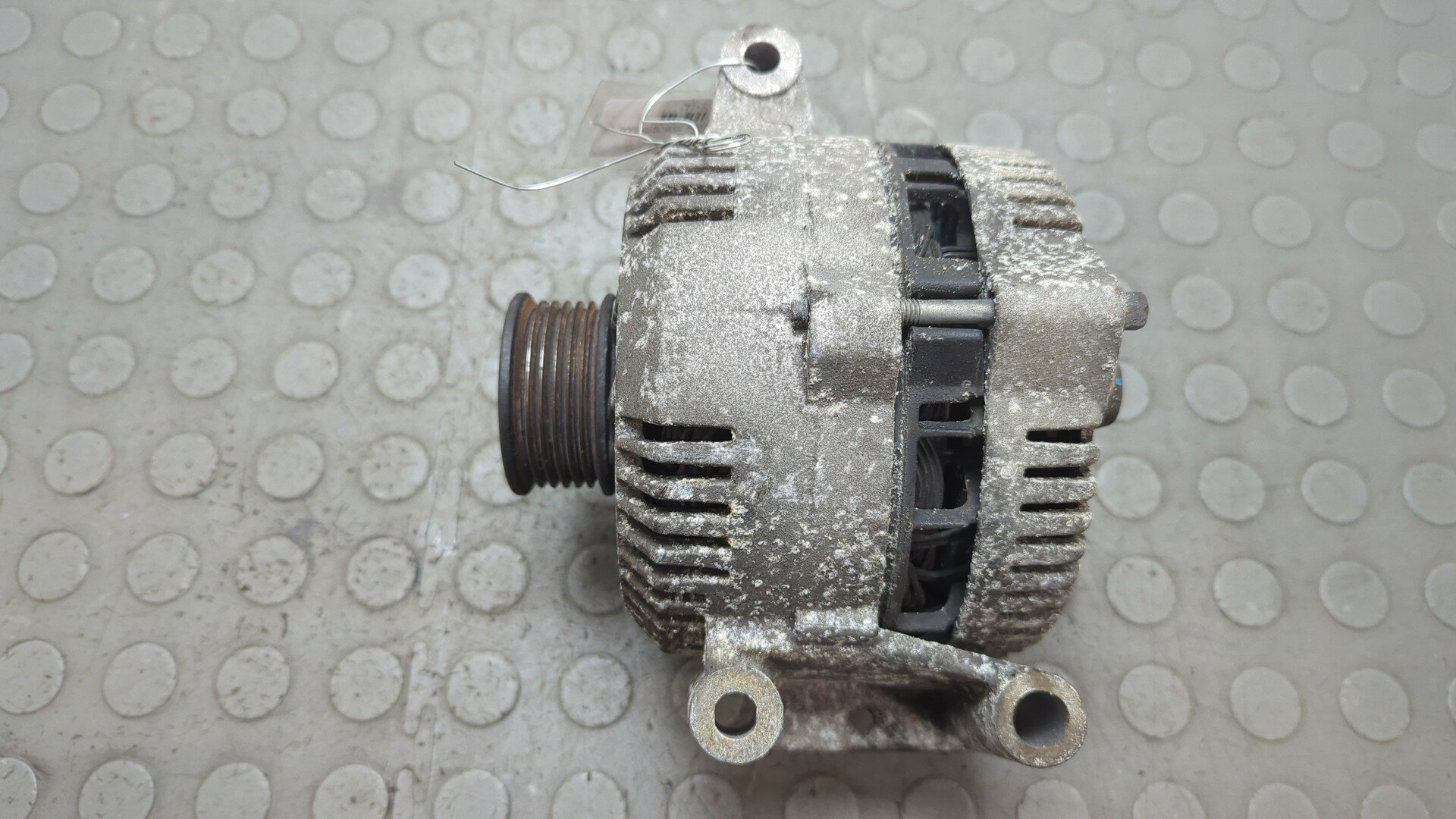 Генератор Ford Explorer Б/У