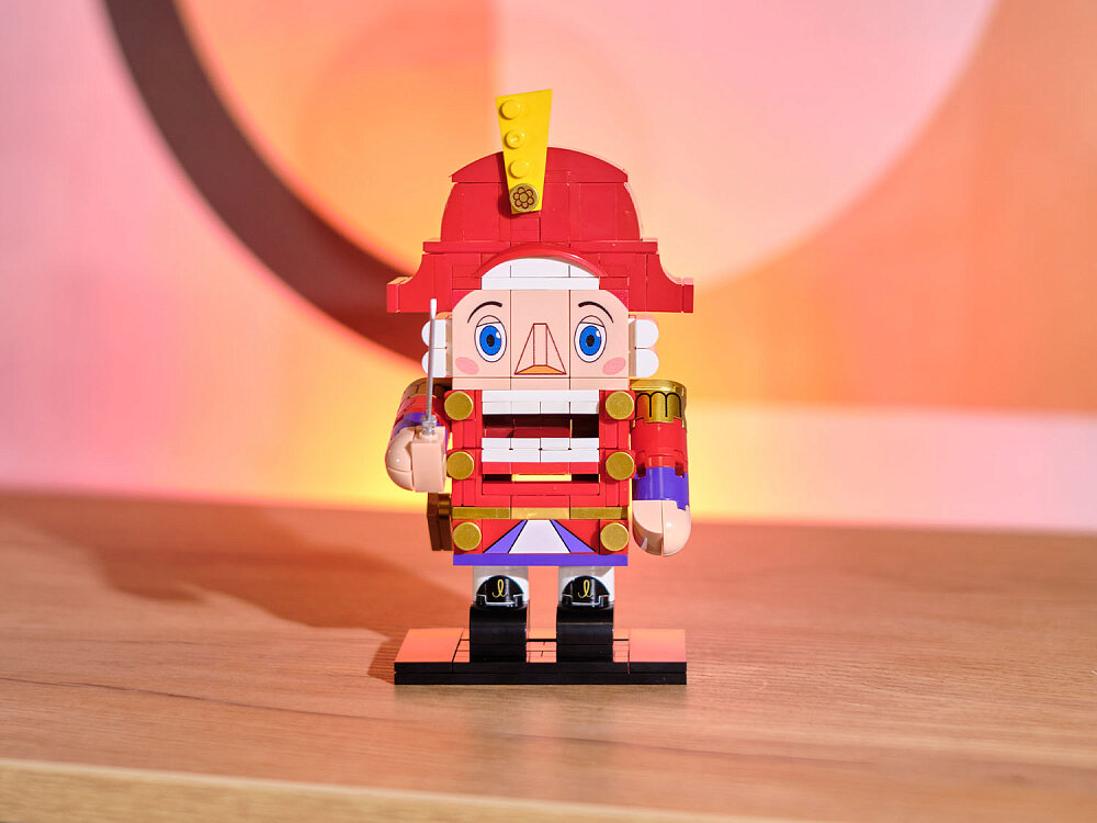 Конструктор Brick Labs "Щелкунчик" AB-1136, 245 деталей, полимер/пластик