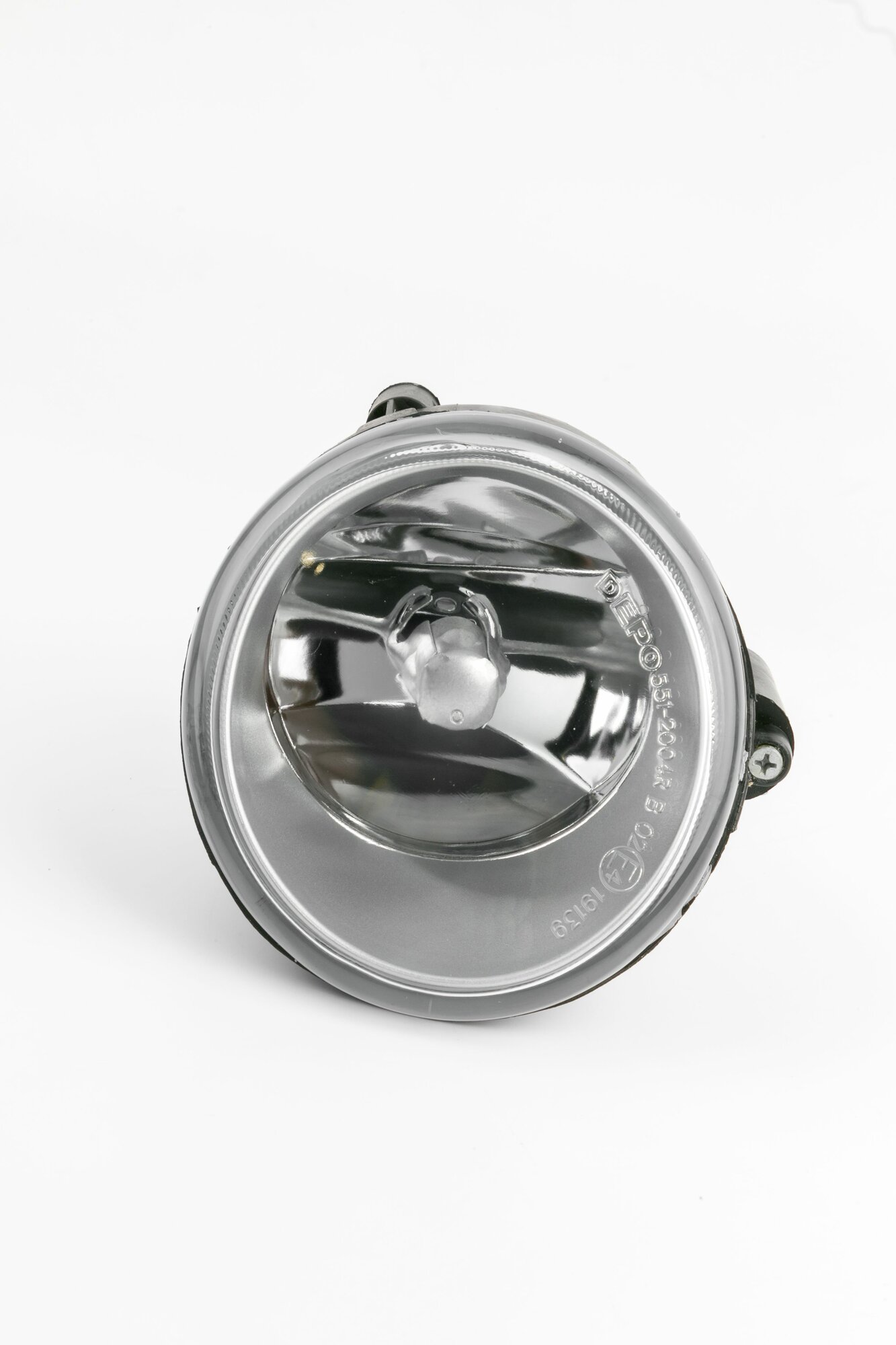 Противотуманная фара правая для Рено Клио 1998-2001, Кангу 1999-2002, Лагуна 1999-2002, Меган 1999-2002, Сценик 1999-2002, oem 7701045717 арт 5512004RUE