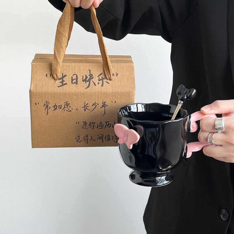 Кружка в стиле ретро с бабочкой, художественная кружка, высококачественная керамическая кружка для офиса, идеально подходит для кофе, завтрака и овсянки.