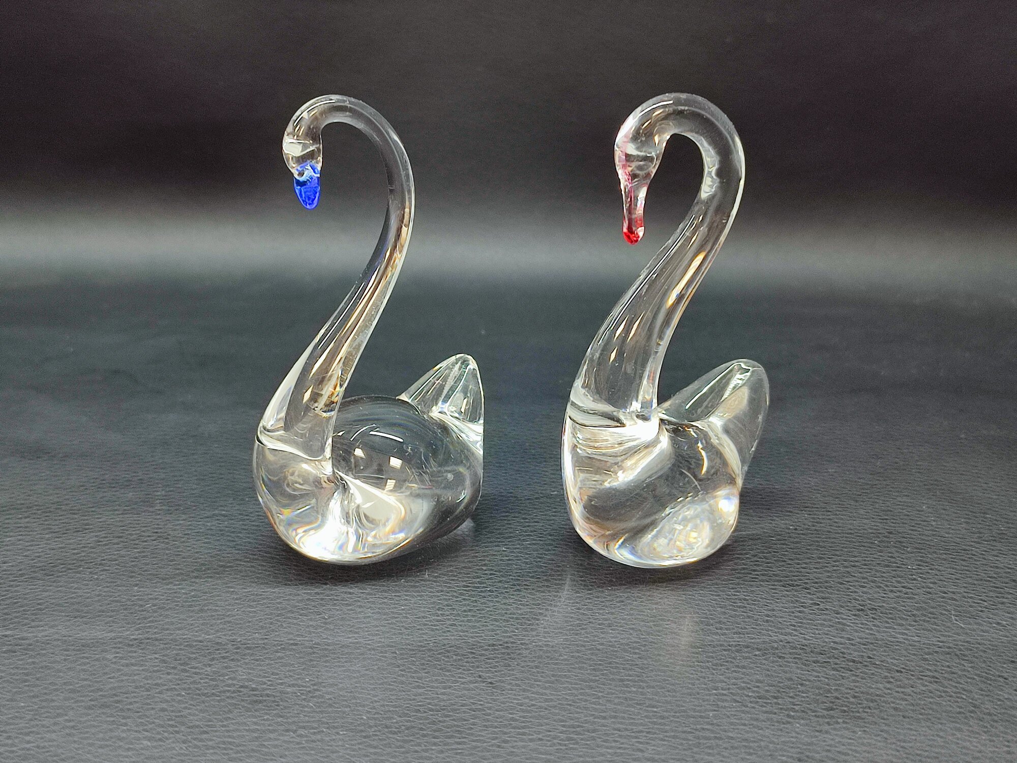 Статуэтка Лебеди набор 2 шт СССР стекло