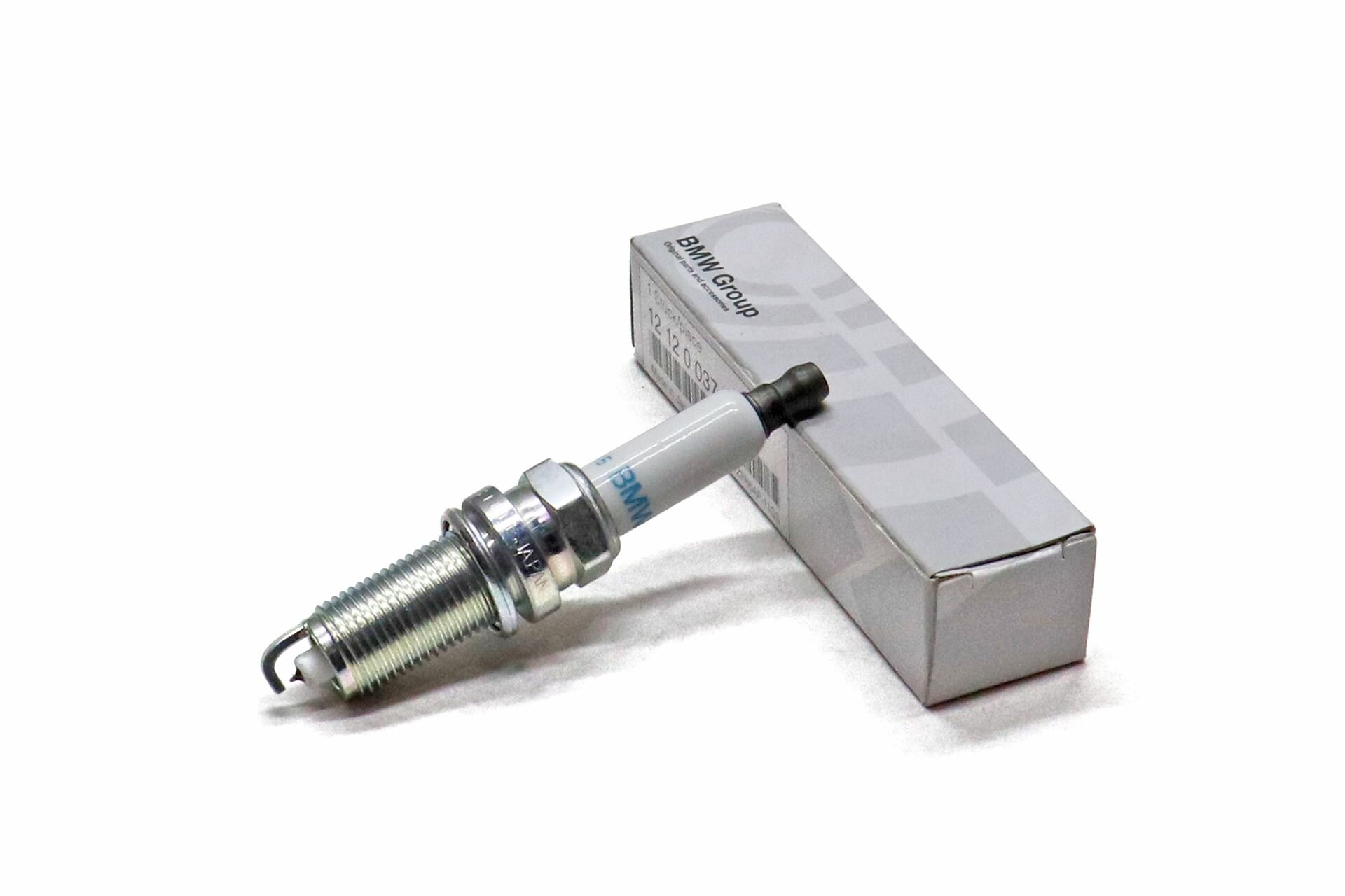 Свеча зажигания X3 E83, F25, X5 E53, E70, F15, F85, Z4 E85, E86, E89, 5 F07, F10, F11, X1 E84, F48 (12120037663)
