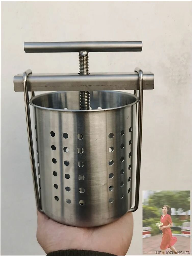 Ручная соковыжималка пресс объемом 1.5 литра из нержавеющей стали серый металлик Основная отправка работает в период Китайского Нового года!