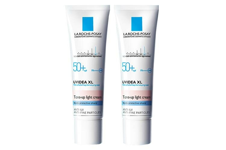 Крем женский La Roche-Posay Anthelios UVMune 400 Tone-up light cream SPF50+ PA++++, 30 мл*2