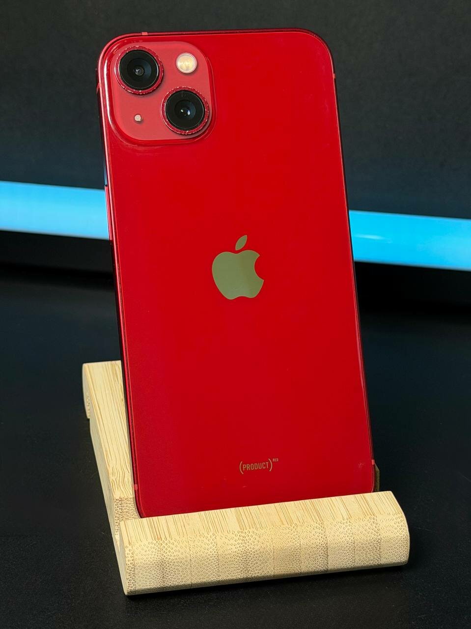 Смартфон Apple iPhone 13, 256 ГБ, nano-SIM + eSIM, красный