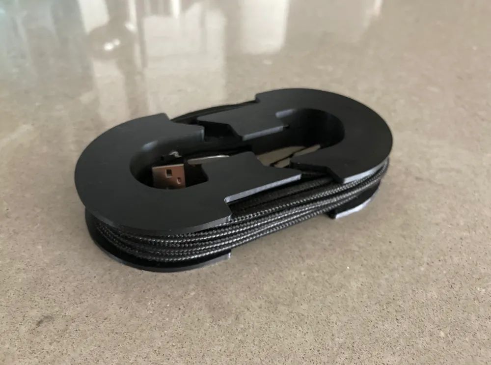Органайзер для USB кабеля и проводов