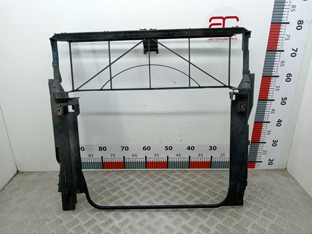 Диффузор вентилятора BMW X5 (E53) 17101439105 арт. 2248725