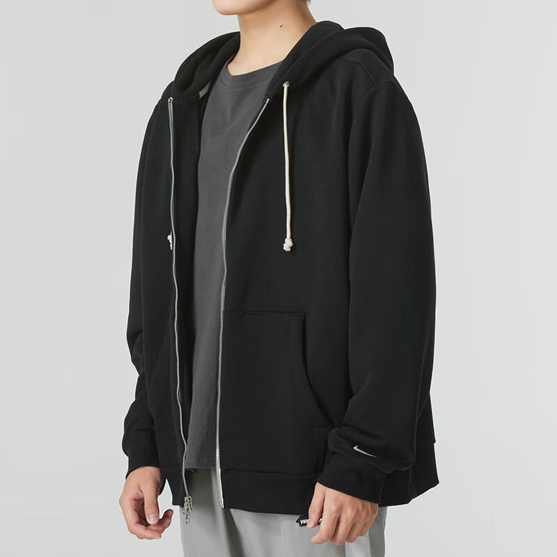 Куртка NIKE Dri-Fit, размер М — фото 1