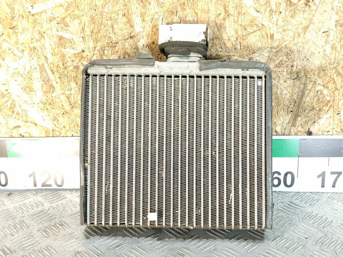 Испаритель кондиционера MITSUBISHI Lancer 9 MR958417