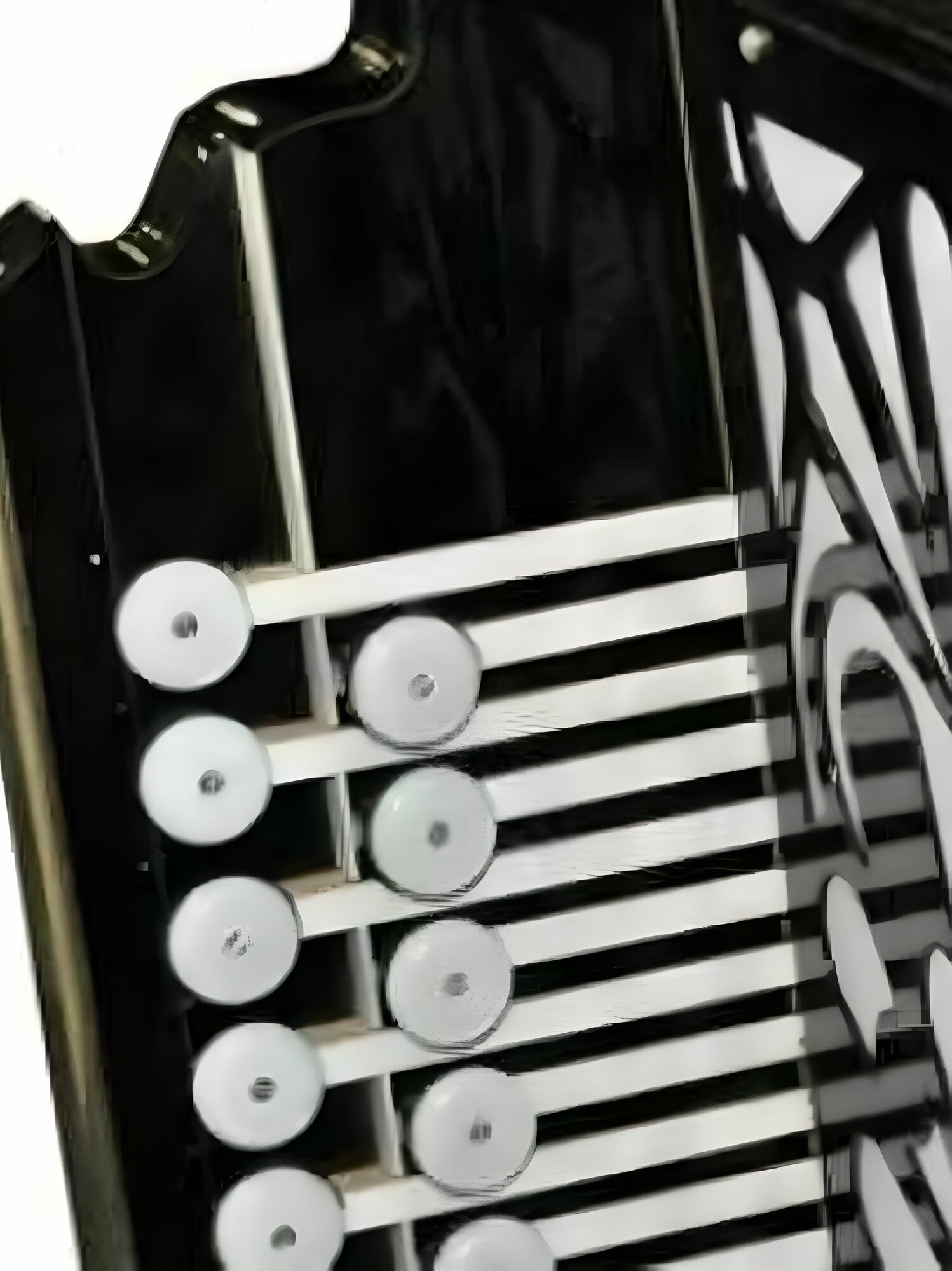 Кнопки Белые 27 шт гармонные с центральным отв, D14хd2, для правой клавиатуры гармони