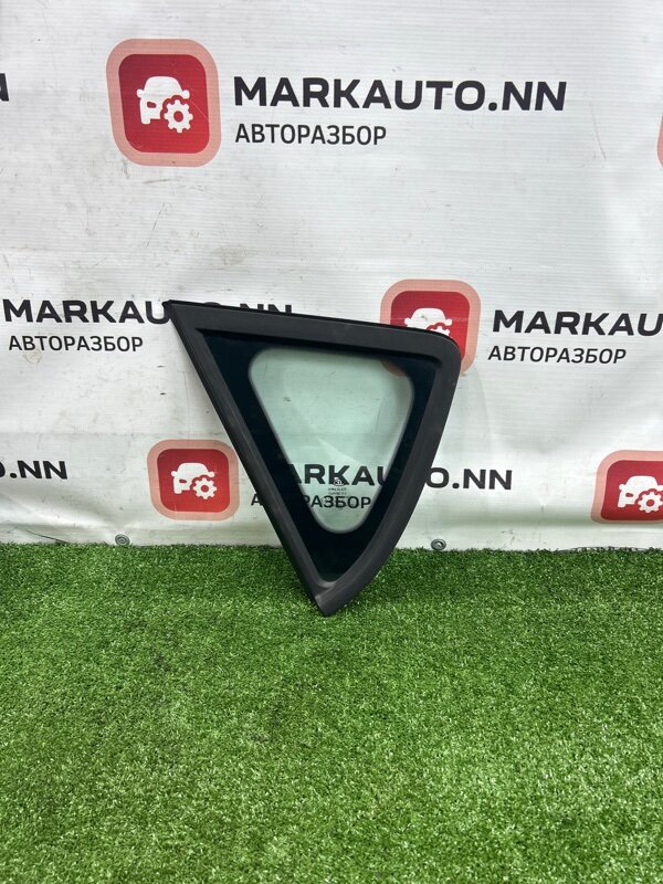 Форточка двери задняя левая Kia Ceed ED 1.6 G4FC 87810-1H000