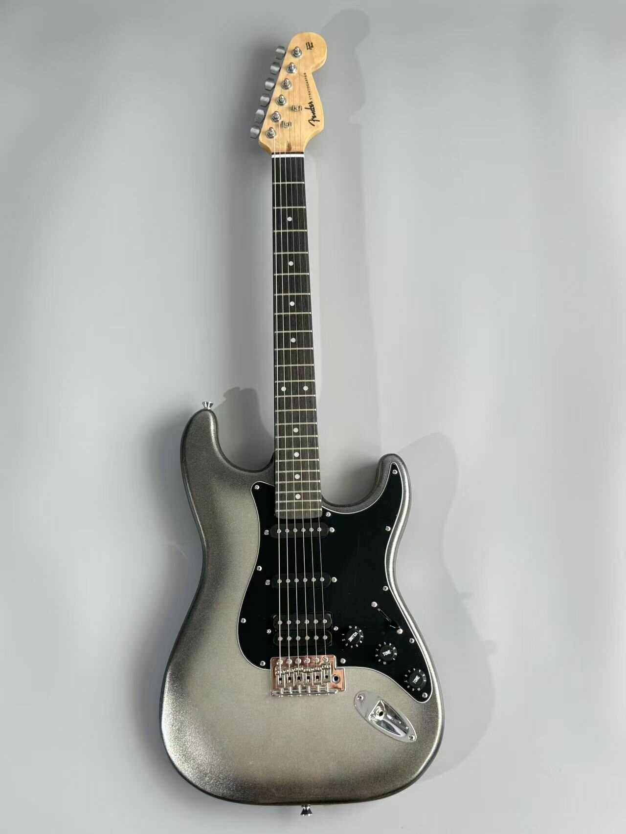 Электрогитара ST 6-струнная, корпус Махагони 39