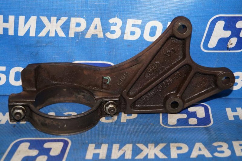 Кронштейн промежуточного вала Ford Focus 1 седан