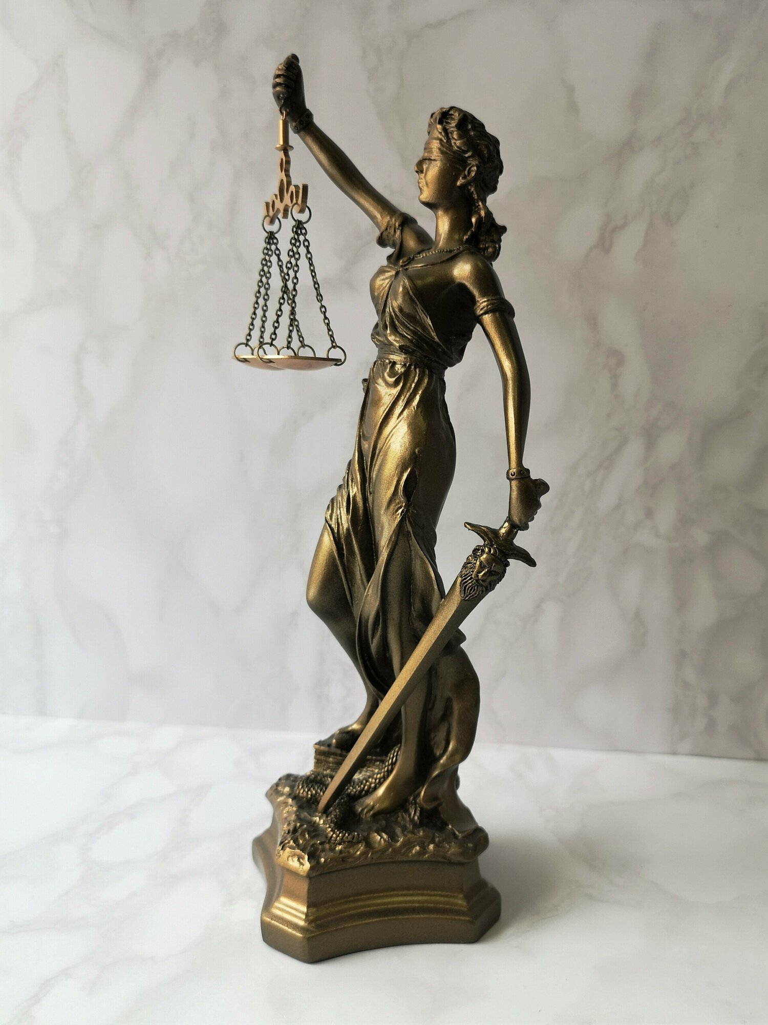 Статуэтка Фемида богиня правосудия, 30см, бронза, мраморная крошка