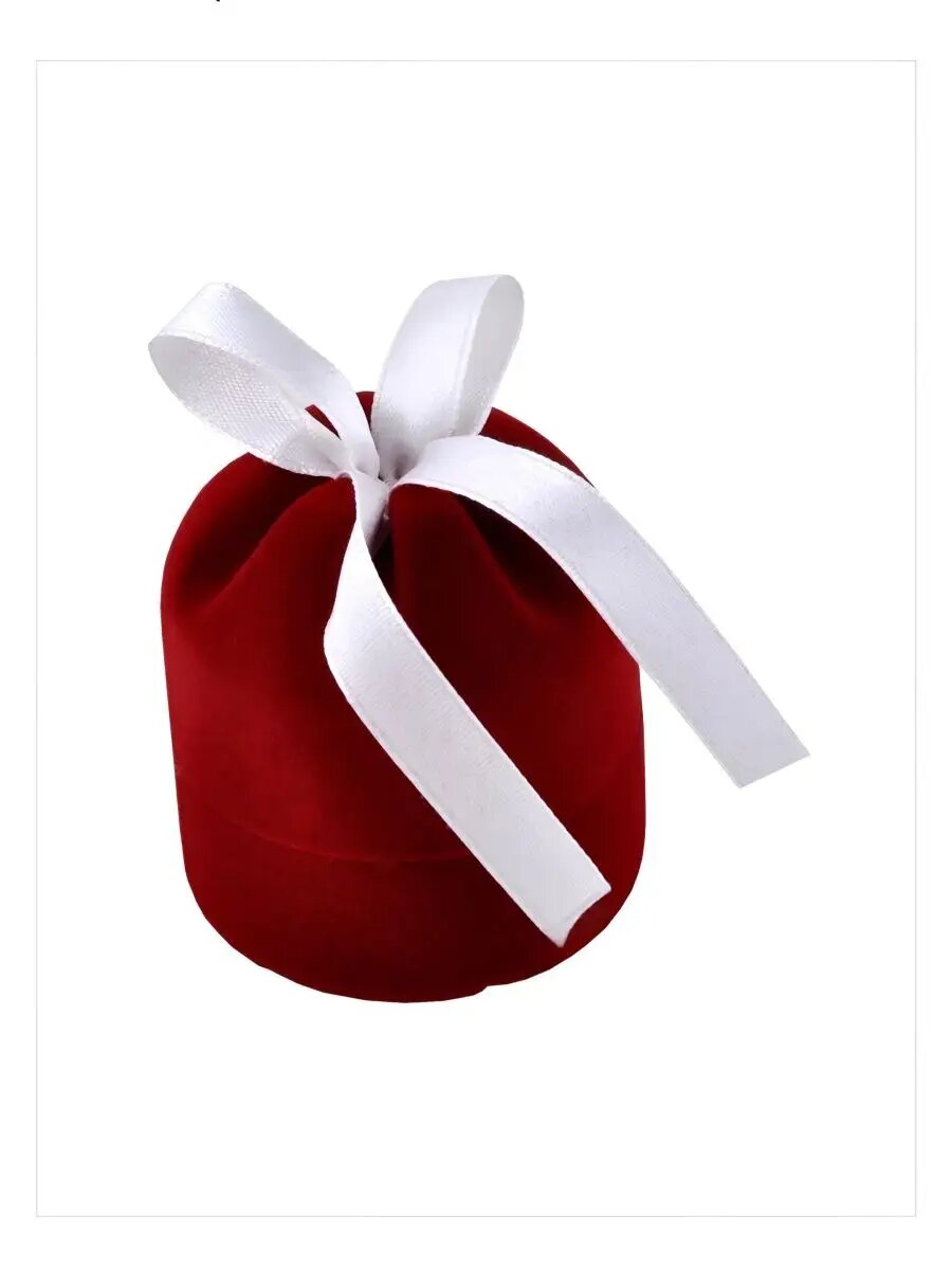 Бархатная коробочка для кольца и сережек