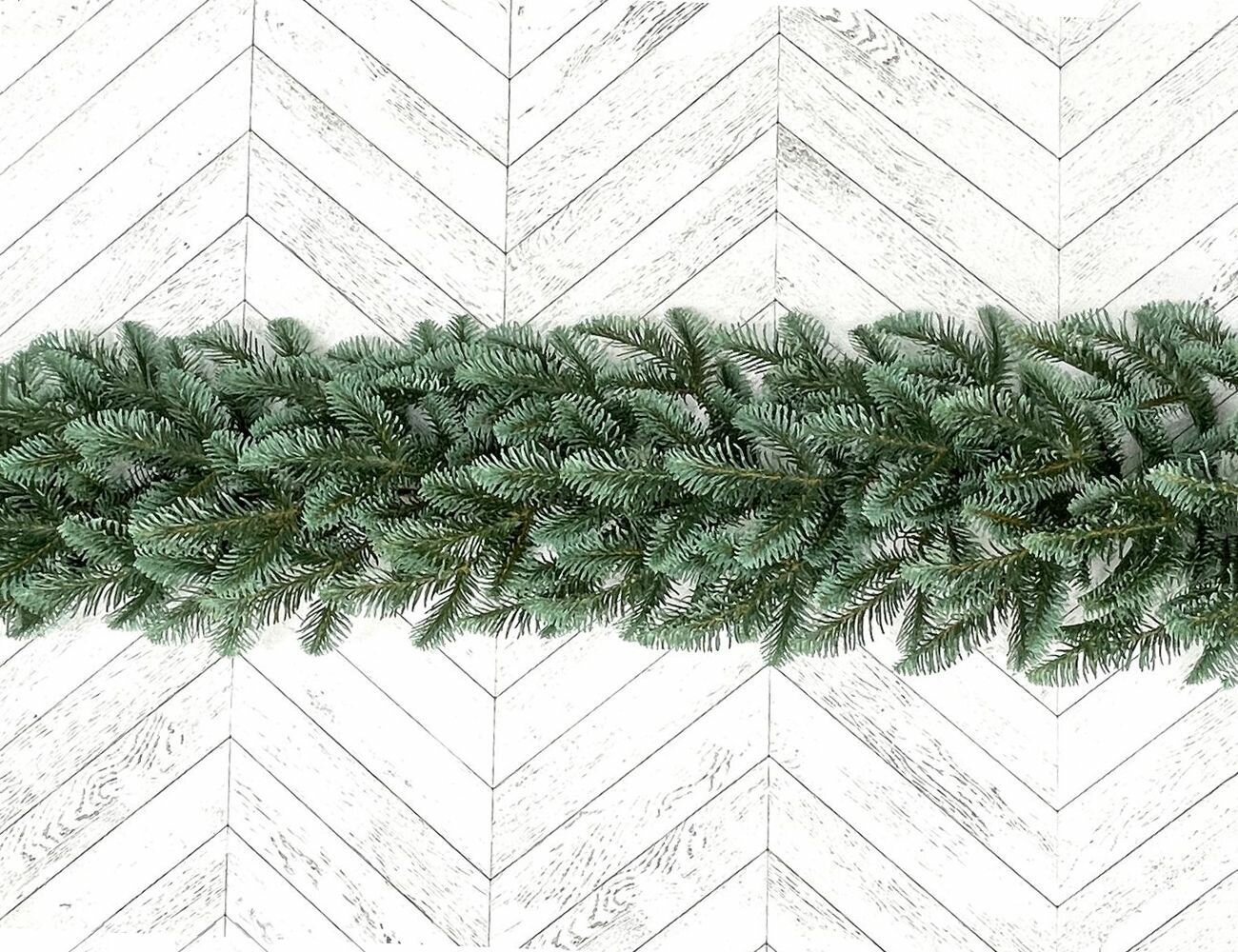 Хвойная гирлянда Рождественская, хвоя литая 100%, 180х33 см, Christmas Deluxe 70006-deluxe