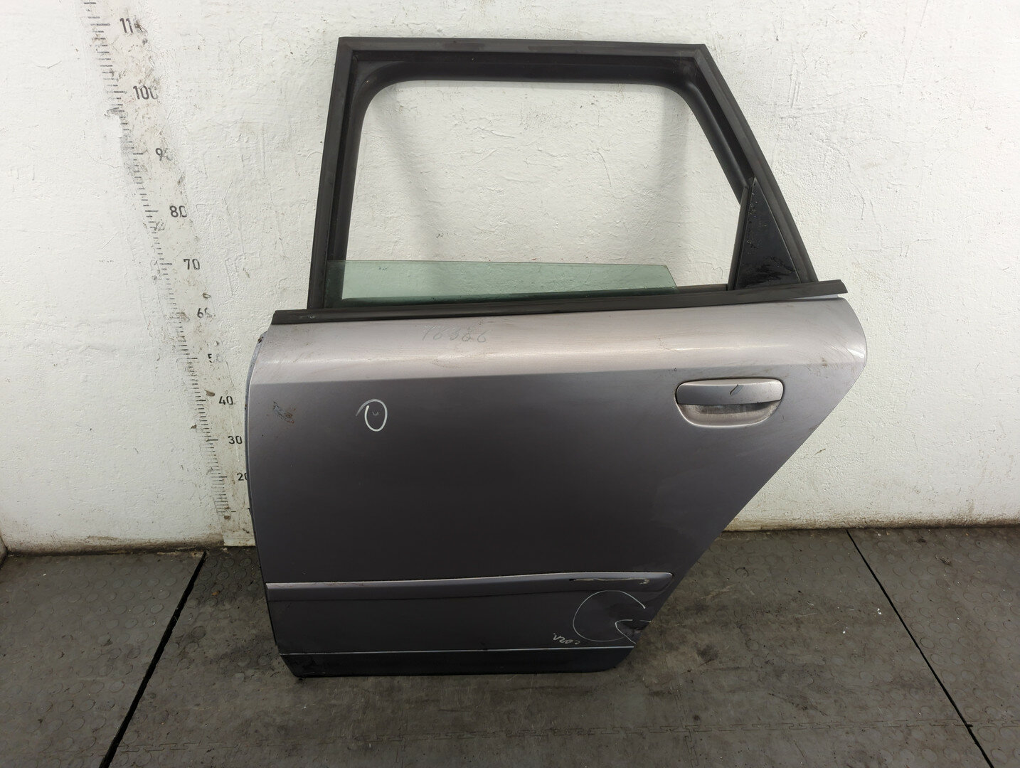 Дверь боковая (легковая) левая задняя Audi A4 (B6) Б/У