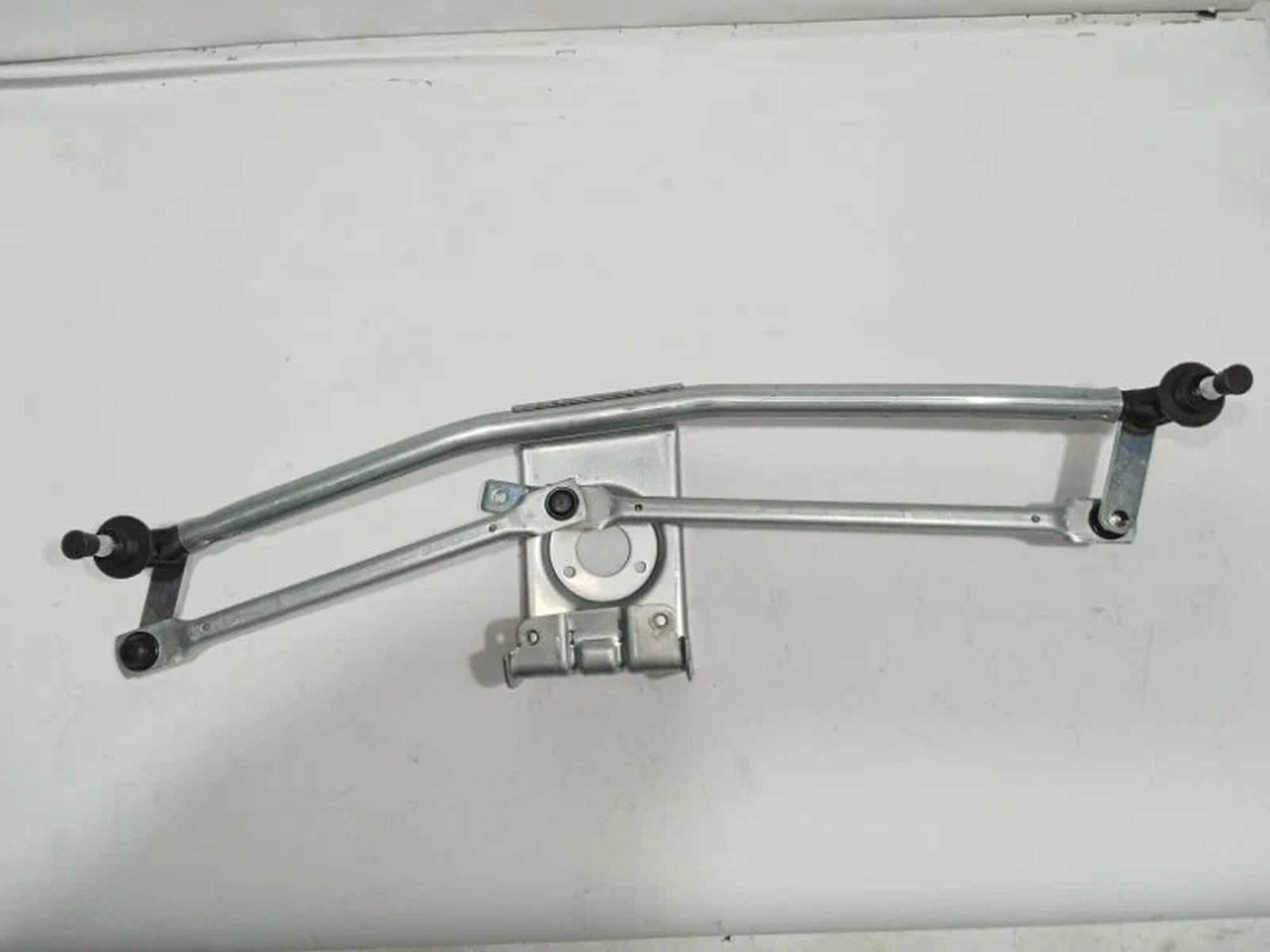 Трапеция стеклоочистителя ВМ901-904, с мотором, для Mercedes Sprinter 95-06 и VW LT 95-06