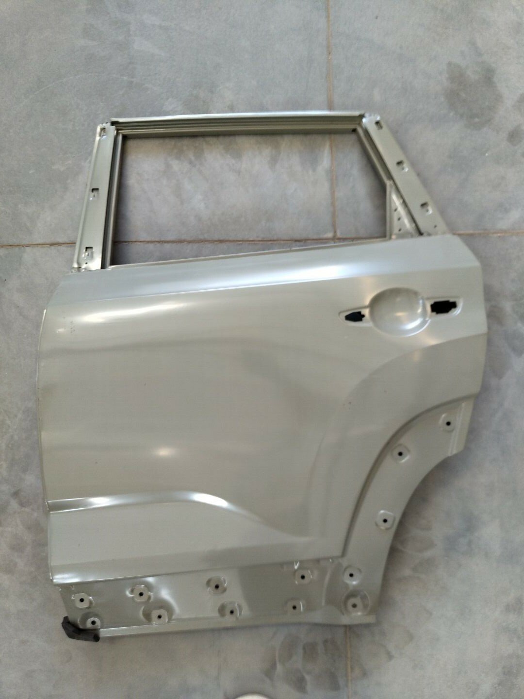 Дверь задняя левая Changan CS35 PLUS [1.6 16V 5MT внедорожник] S111F2701030800AA