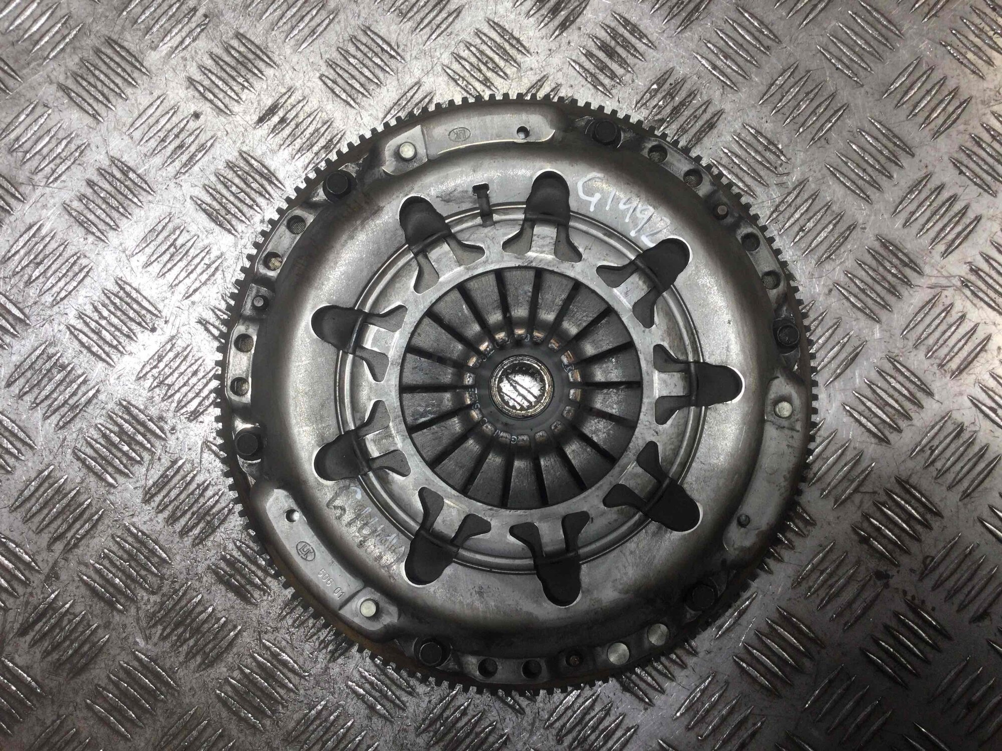 Б/У Маховик Ford Focus 1 поколение [рестайлинг] (2001-2005) 2001 г.