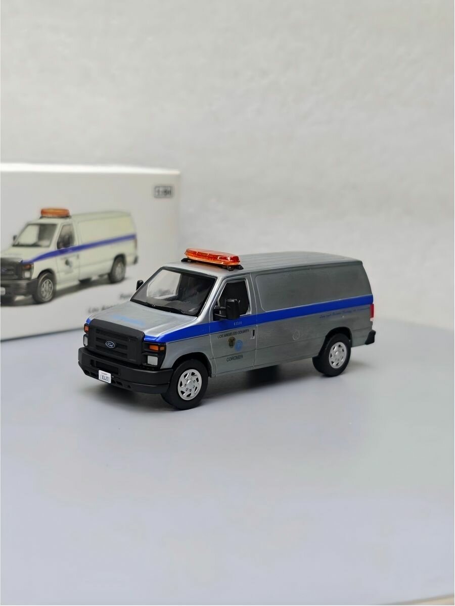 Машинка 596 1/64 Ford E-Series Vans varnish Die-cast Alloy Car Model Collection Toy Gift