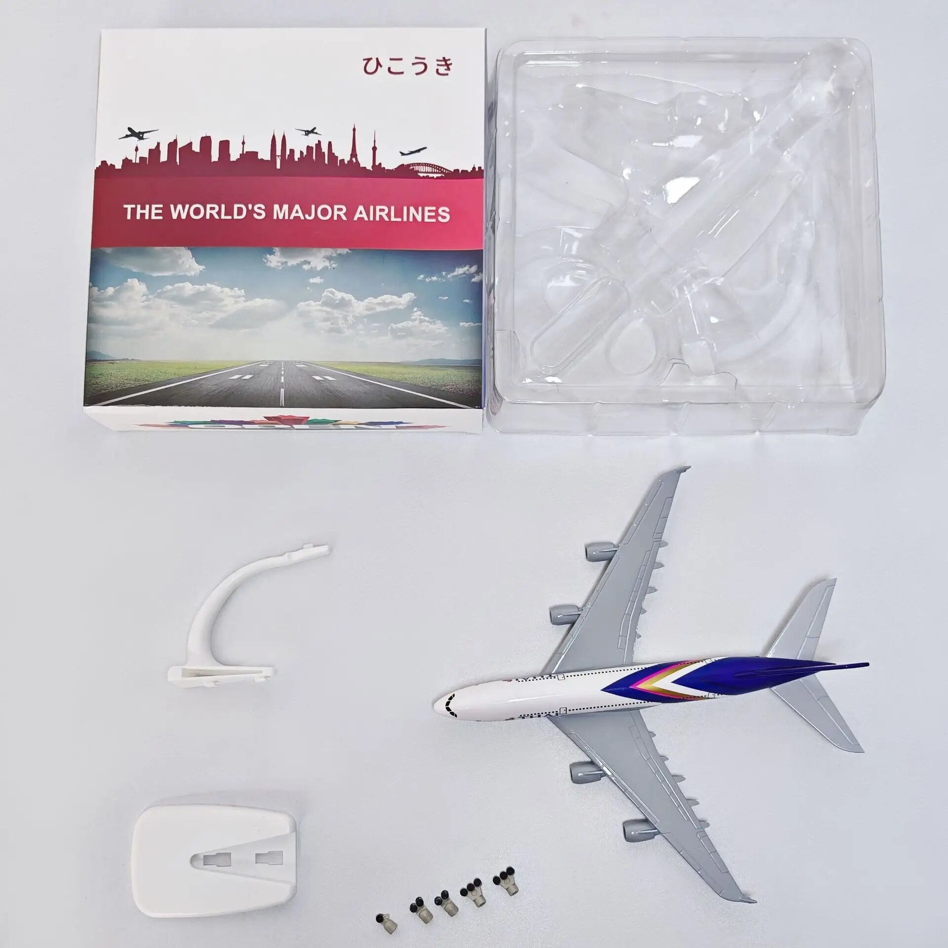 Модель самолета ZOCO A380 Thai Airways металлическая 1/300