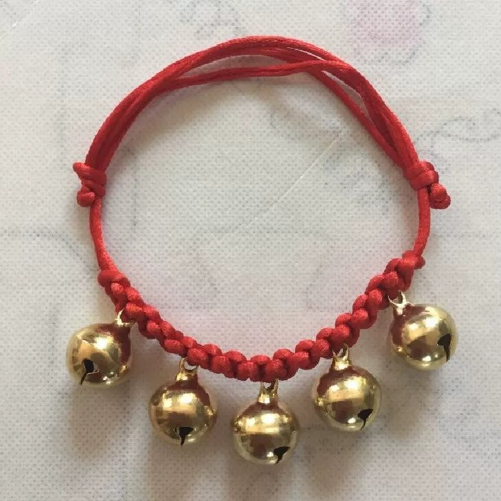 Ошейник с медным колокольчиком для кошек и маленьких собак, регулируемый 20-33 см, красный цвет, 1 колокольчик,