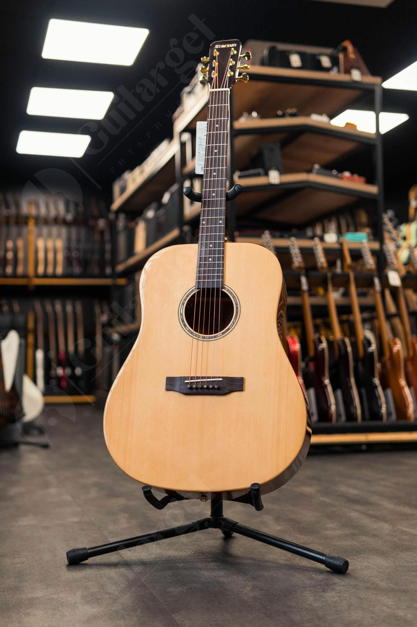 Акустическая гитара Starsun DF10