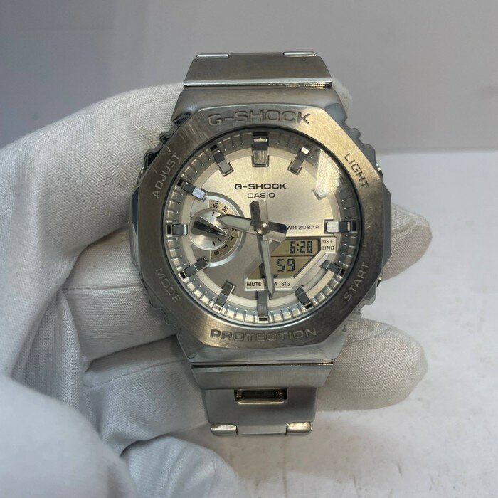 Наручные часы Casio G-shock GM-2110D-2B