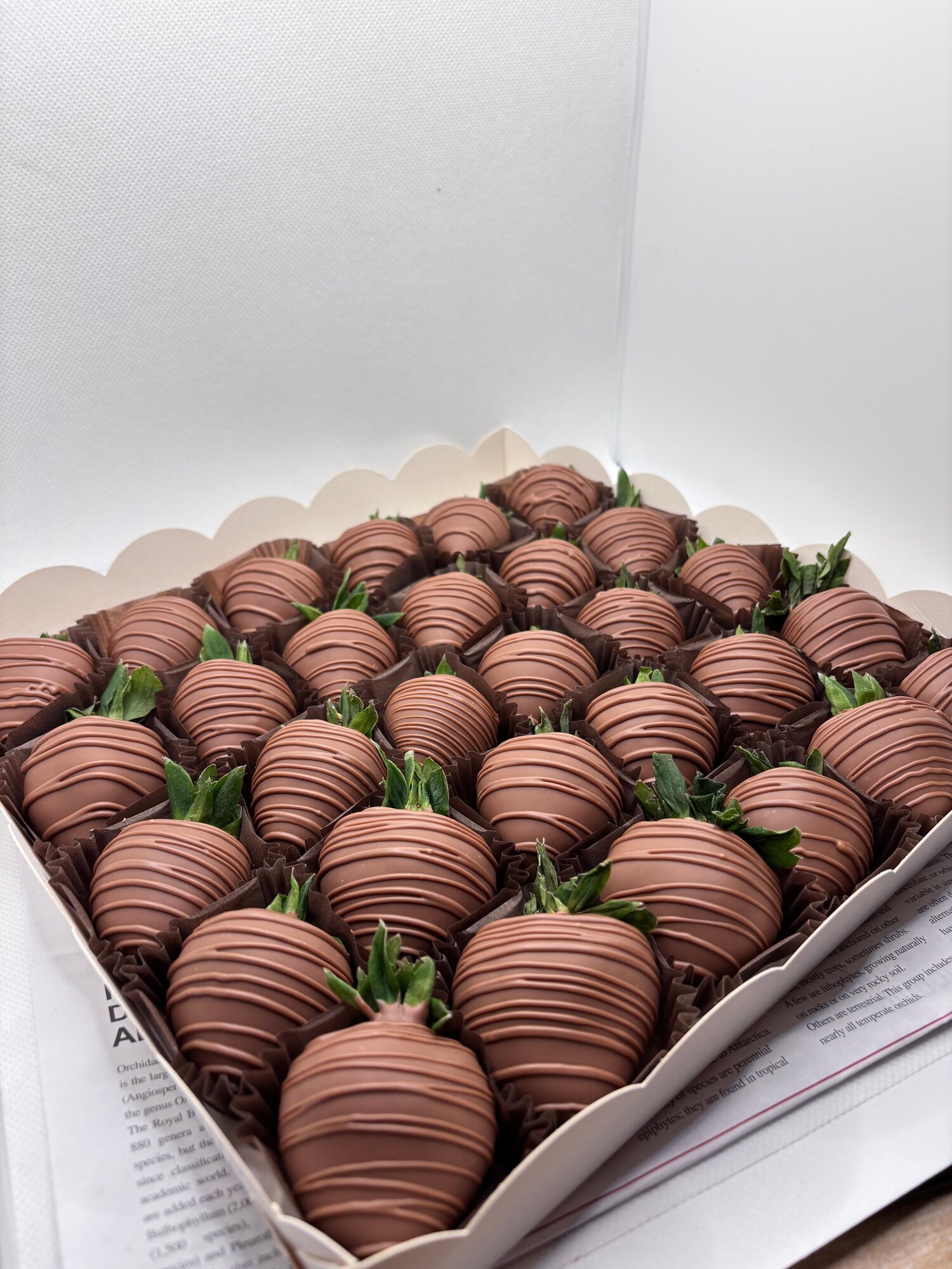 Набор клубники в шоколаде Choco _Choco, 30 ягод, подарочная упаковка