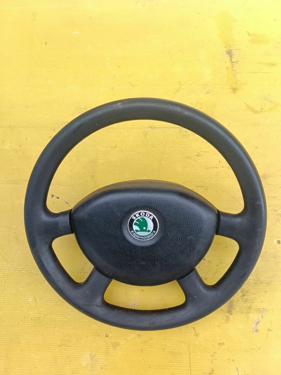 Skoda Octavia Tour Рулевое колесо (руль)