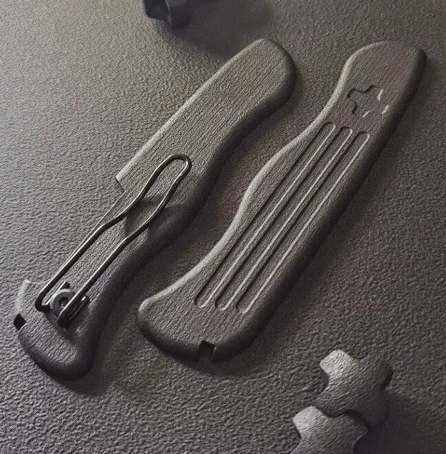 Рукоятка для ножа с вырезом под клипсу для швейцарского армейского ножа Victorinox 111 мм | Только версия с фиксатором Liner Lock