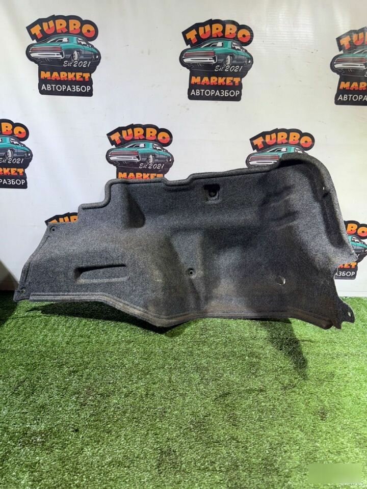 Обшивка багажника правая Subaru Impreza 3