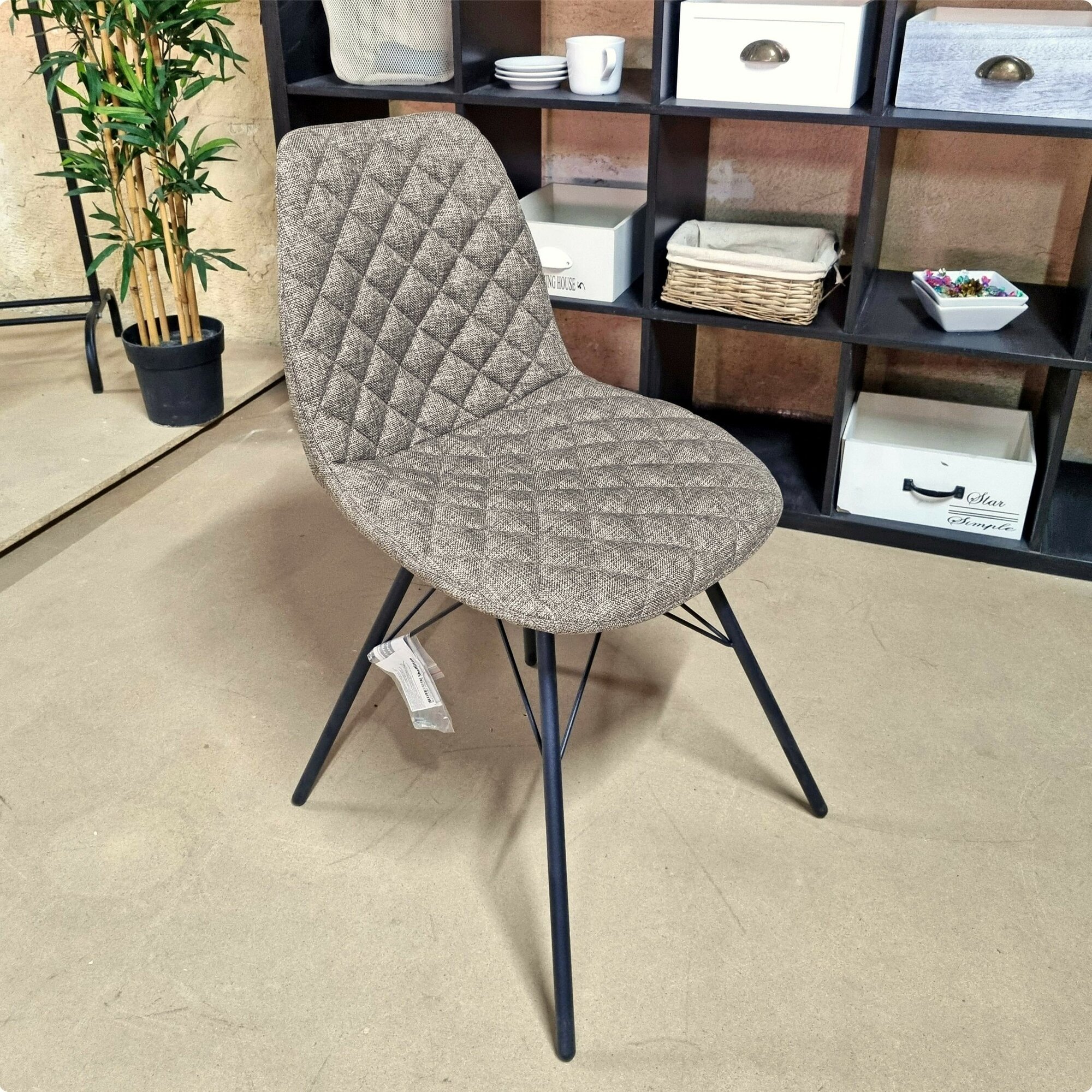 Стул кухонный, Стул мягкий со спинкой 47х49х85см, рогожка/металл, коричневый сахар/черный муар