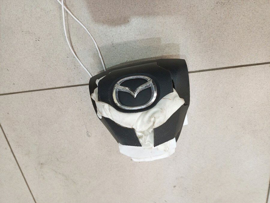 Подушка безопасности в рулевое колесо от Mazda 3 BL 2009-2013