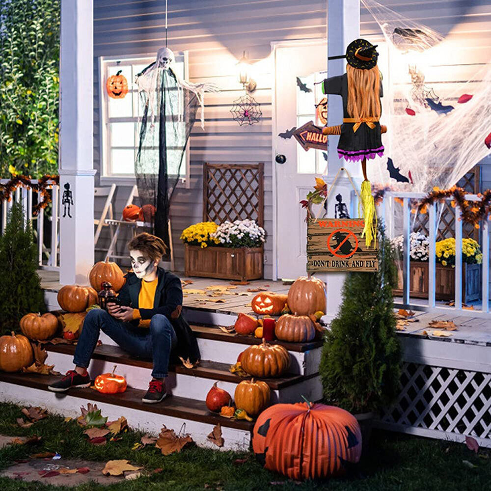 Ведьма врезается в елку, украшение, ведьма, декор снаружи, ведьмина дверь, двор, ведьмы, забавная вечеринка, страшный дом с привидениями, реквизит