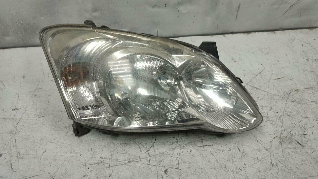 Фара правая Toyota Corolla