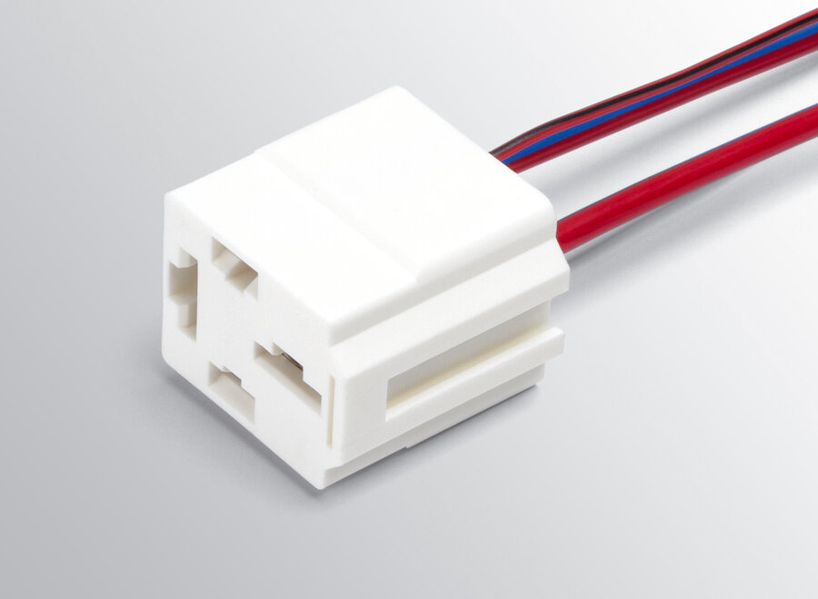 Разъем реле 4-х контактого, под силовое реле серии 71.3747 AX-340-7 (артикул AX3407)