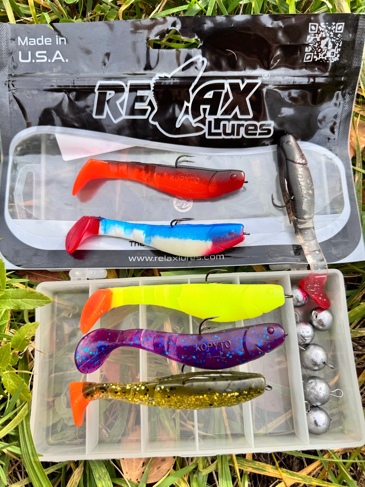 Набор оснащенных силиконовых приманок для рыбалки RELAX