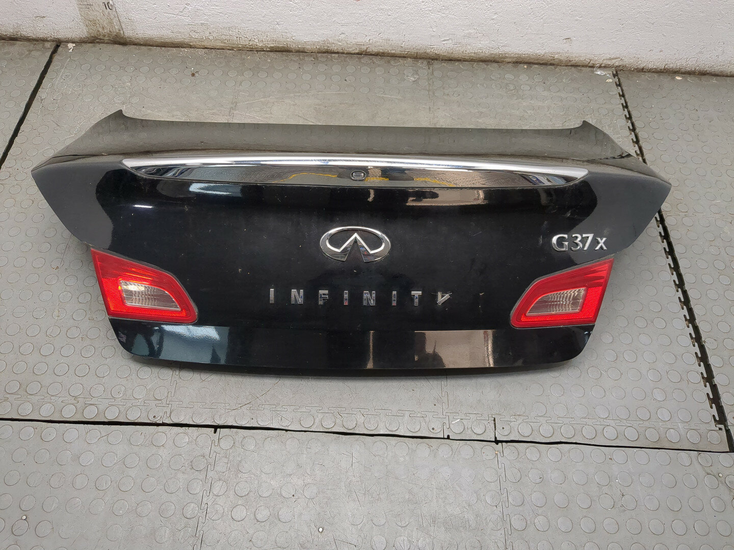 Крышка (дверь) багажника Infiniti G Б/У