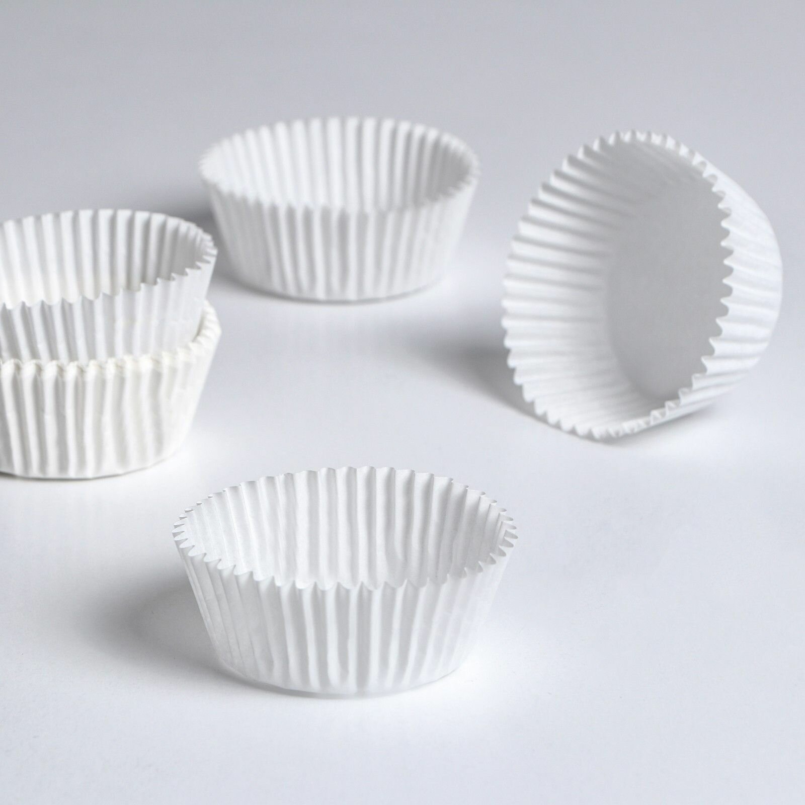 Форма для выпечки кексов бумажная, 500 шт. в наборе 5х2.5 см, одноразовая, белая
