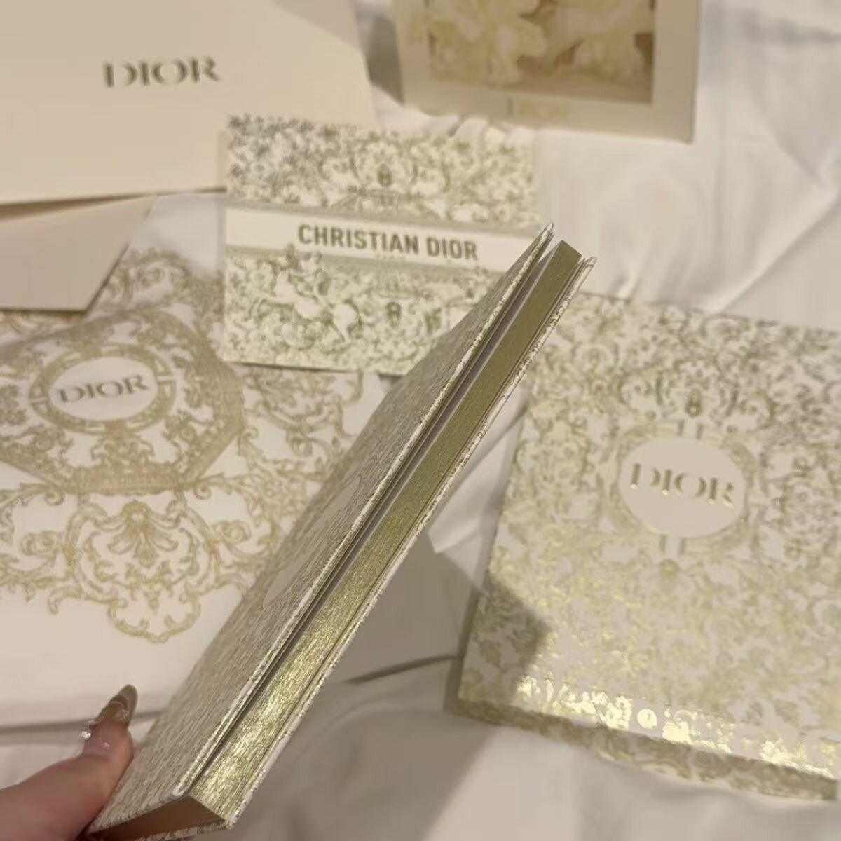 Блокнот в стиле DIOR — фото 1