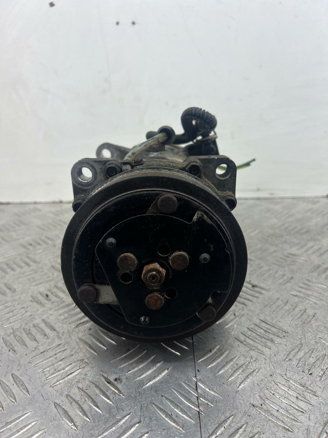 Компрессор кондиционера Citroen Xantia рест. 1999 6735101960