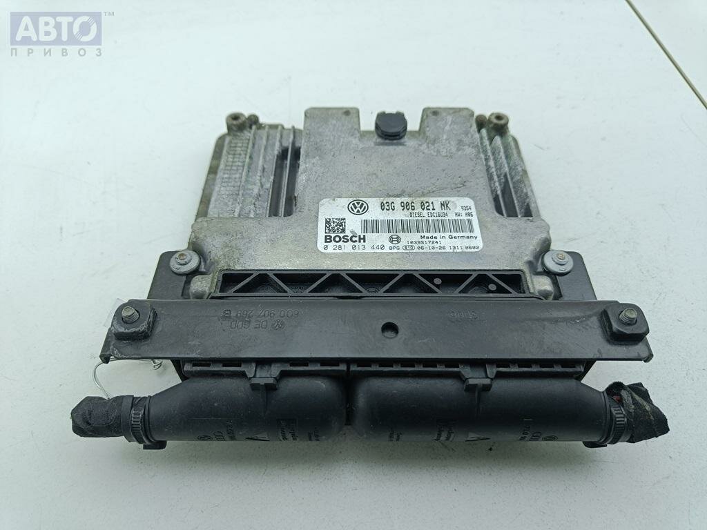 Блок управления двигателем (ДВС) Volkswagen Passat B6
