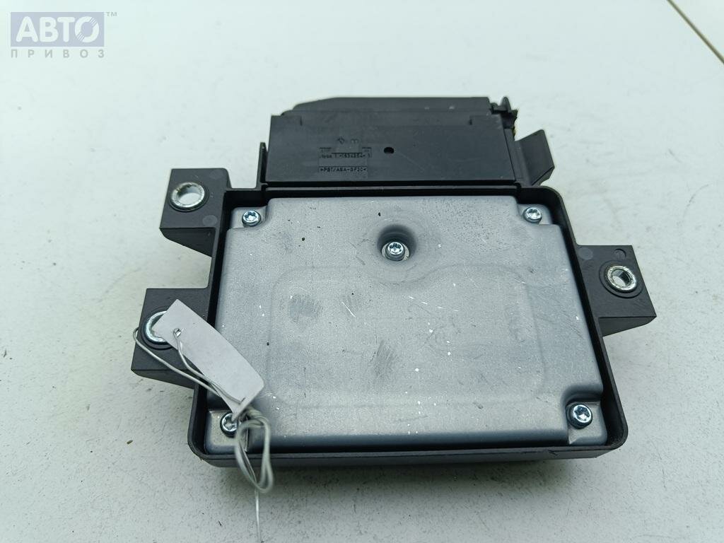 Блок ручника (стояночного тормоза) Volkswagen Passat B6