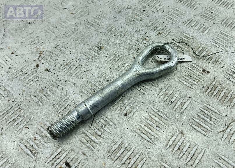 Крюк буксировочный Mercedes C-Class W203 (2000-2006)